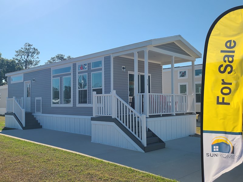 RV Resort in Riverview, FL - Hidden River